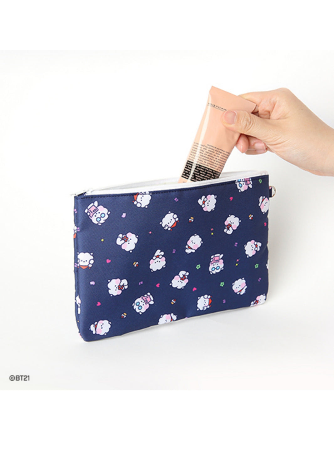 MERCH OFICIAL – HALLYU OUTFIT